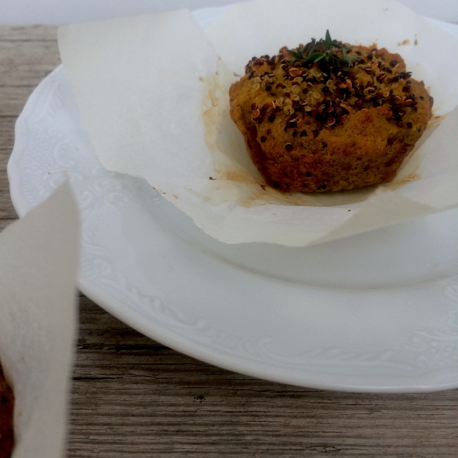 Veganski zeliščni muffini z bučnim pirejem in pisano kvinojo | Cook Eat ...