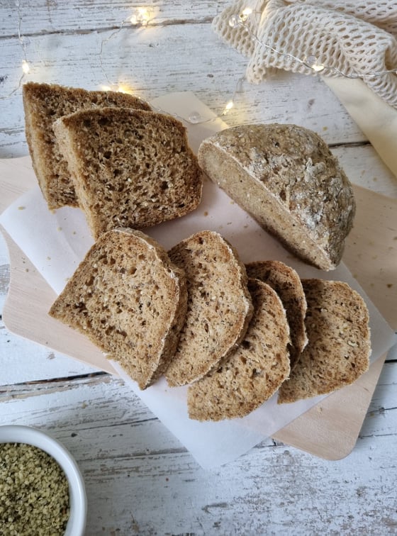 Nežen in mehek naravno brezglutenski kruh brez kvasa | Cook Eat and Smile